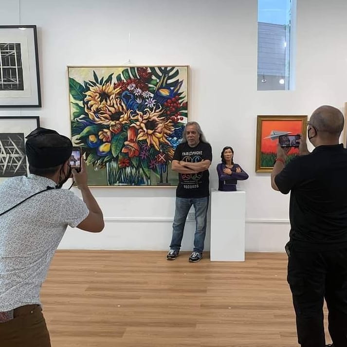 The legend Datuk Ramli Sarip visiting the art gallery. – Kamal Arts ...